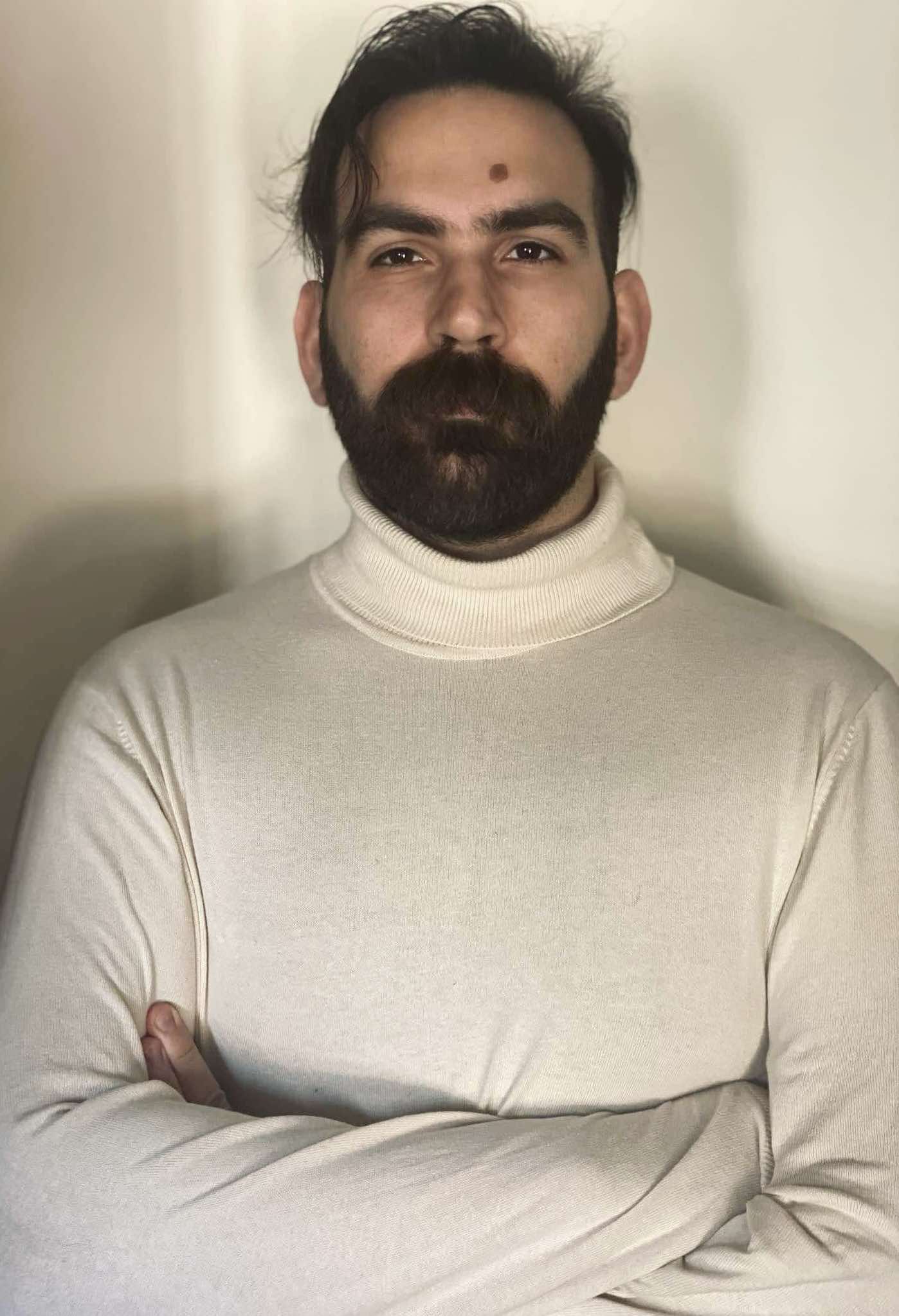 Giannis Perperidis | Center for Hellenic Studies in Greece